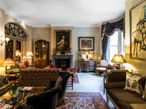 San Domenico House, London (updated prices 2025)