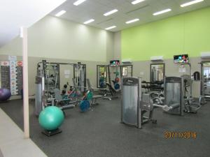 1Bedroom Resort Apartment Fast WiFi Views Gym Sauna Pools Foxtel, Палм ...