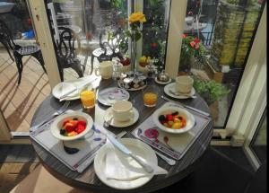 The Old Bridge House, Looe (updated prices 2025)