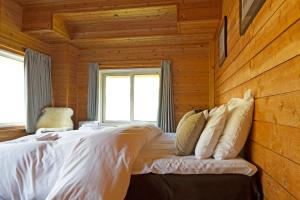 Moiwa Lodge, Niseko (updated prices 2025)