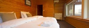 Moiwa Lodge, Niseko (updated prices 2025)