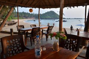 Cola Beach Sunset Bay, Cola (updated prices 2025)
