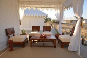 Dhora Desert Resort & Camp, Shaitrāwa, India - Booking.com