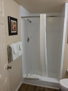 The Oasis Resort, Palm Springs (updated prices 2025)