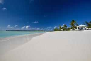 Cape Santa Maria Beach Resort & Villas, Seymourʼs (updated prices 2025)