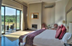 Legend Simba Safari - Legend Golf Safari Resort, Golders Green (updated ...