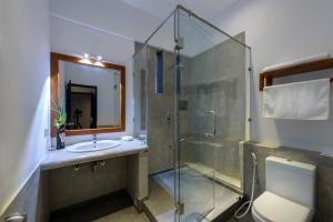 Fern Colombo, Colombo (updated prices 2025)