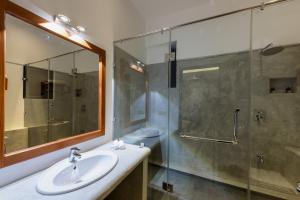 Fern Colombo, Colombo (updated prices 2025)