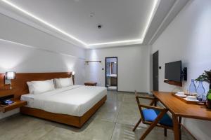 Fern Colombo, Colombo (updated prices 2025)