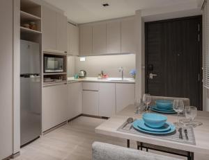 Le Grove Serviced Residences, Singapore (updated prices 2025)