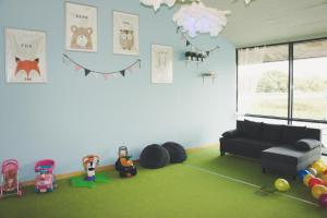 Zaliasis slenis - Self check-in hotel - Free parking, Klaipėda (updated ...