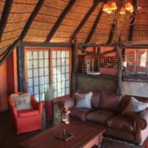 Camelthorn Kalahari Lodge, Hoachanas (updated prices 2025)