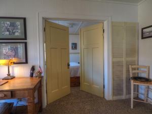 Murphy's Riverside Cottage, Estes Park (updated prices 2025)