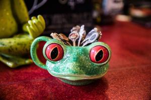 The Pickled Frog, Hobart (updated prices 2025)