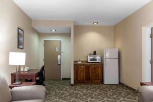 Quality Hotel & Suites, Gander (updated prices 2025)