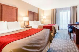 Comfort Inn Fallsview, Niagara Falls (updated prices 2025)