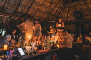 Los Hermanos Beach Hostal, Guachaca – Precios actualizados 2024