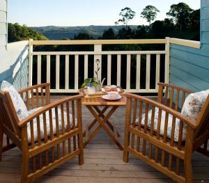 The Spotted Chook and Amelie's Petite Maison, Montville (updated prices ...