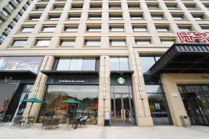 Lujiazui More Residence, Shanghai (updated prices 2025)