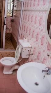 Elizz guest house, Accra (updated prices 2025)