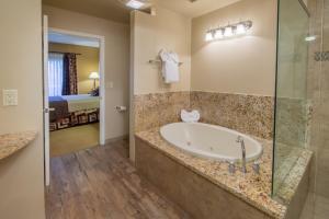 Holiday Inn Club Vacations - David Walley's Resort, Genoa (updated ...