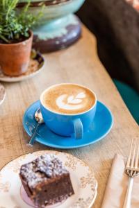 Black Horse, Amberley (updated prices 2025)