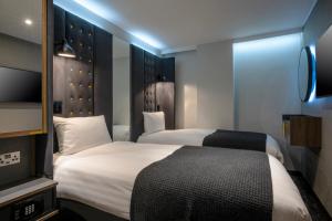 Point A London Liverpool Street, London (updated prices 2024)