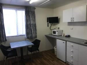 Lake Albert Caravan Park, Meningie (updated prices 2025)