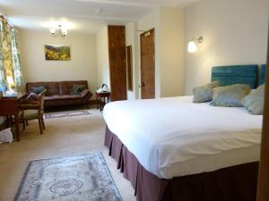 Collaven Manor, Okehampton (updated prices 2025)