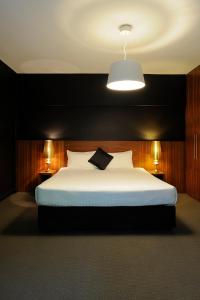 Riverview on Mount Street, Perth (updated prices 2025)