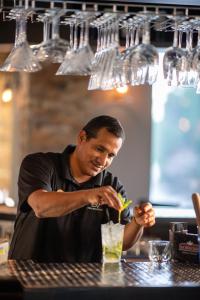 The VUE Boutique Hotel & Boathouse, Wisconsin Dells – Updated 2023 Prices