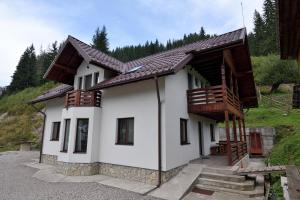 Casa Fuior, Fundu Moldovei