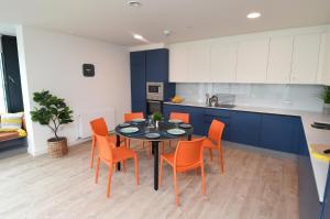 Yugo Lee Point, Cork – Updated 2023 Prices