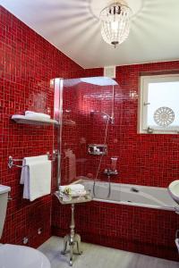 Historisches Gästehaus Au Faucon von 1535, Wissembourg (updated prices ...