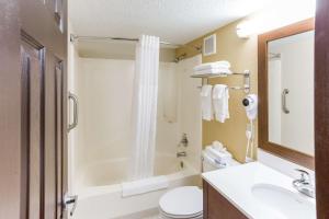 Quality Inn & Suites Plattsburgh, Plattsburgh (updated prices 2026)