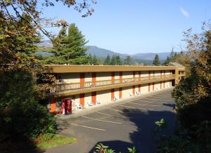 Columbia Gorge Inn, Cascade Locks (updated prices 2024)