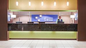 Holiday Inn Express Little Rock-Airport, an IHG Hotel, Little Rock ...