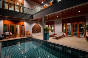 Mae Rim Grace, Mae Rim (updated prices 2025)