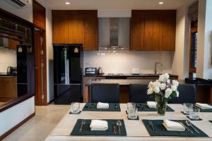 Mae Rim Grace, Mae Rim (updated prices 2025)