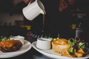 Moors Inn, Appleton le Moors (updated prices 2025)