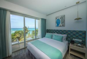 Ocean V Hotel, Grand Baie – Updated 2023 Prices