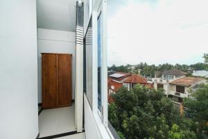 Grand Rovinka Hotel, Dehiwala (updated prices 2025)