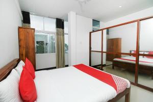 Grand Rovinka Hotel, Dehiwala (updated prices 2025)