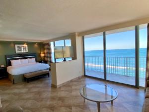 Radisson Suite Hotel Oceanfront, Melbourne (updated prices 2025)