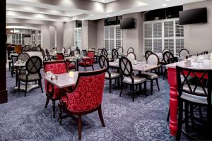 Holiday Inn Savannah Historic District, an IHG Hotel, Savannah ...