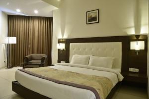 Hotel Lake View, Saputara – Updated 2022 Prices