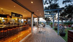 Nightcap at Shoppingtown Hotel, Doncaster (updated prices 2025)