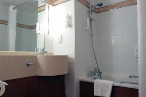 Holiday Inn A55 Chester West, an IHG Hotel, Northop – Updated 2023 Prices