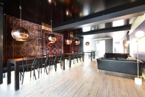 Riverview on Mount Street, Perth – Updated 2022 Prices
