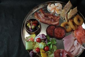 The Blue Boar, Alcester (updated prices 2025)